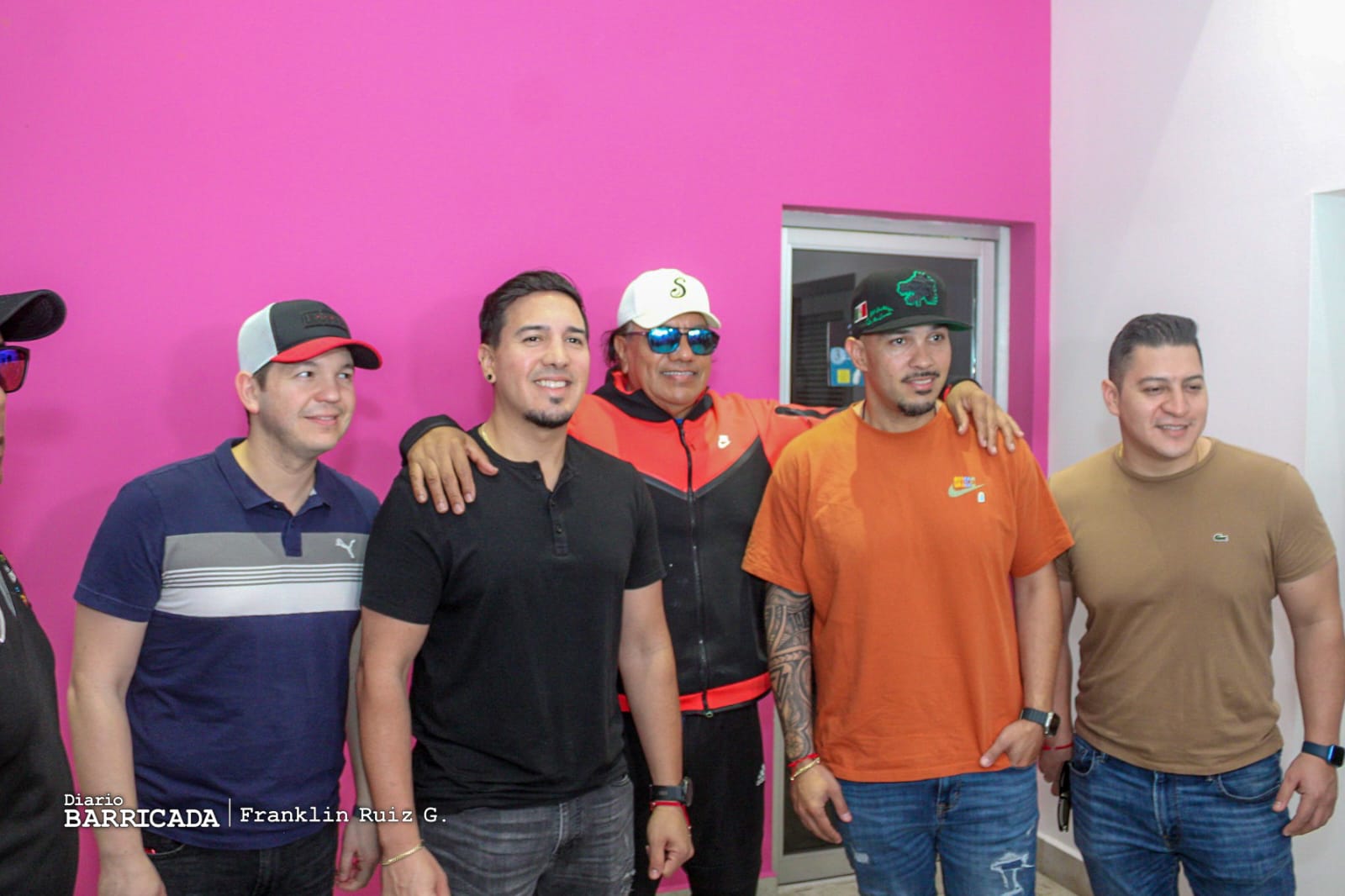 Bronco: Hoy será una noche inolvidable, Nicaragua – Barricada